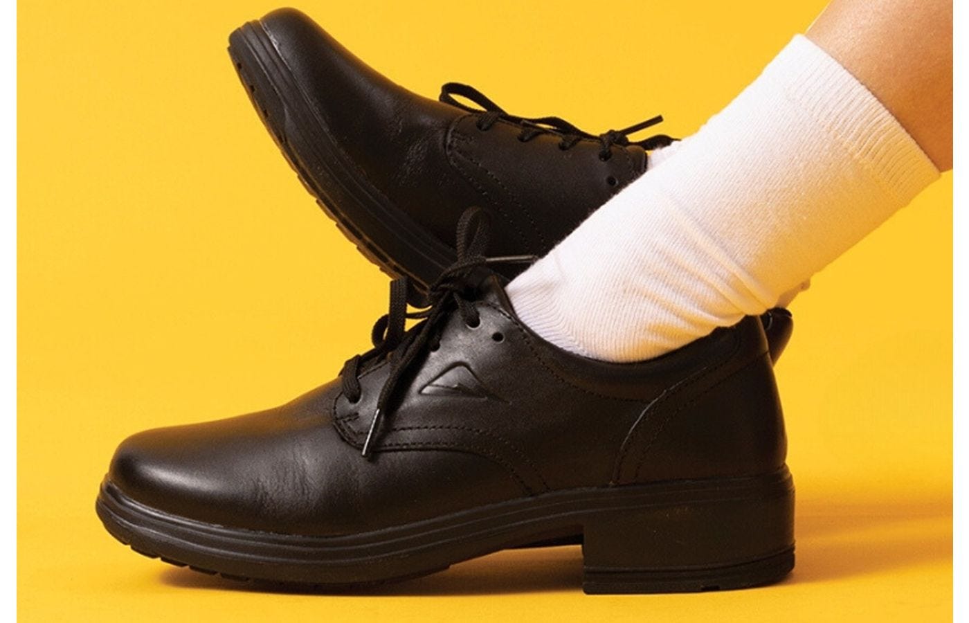 How to Fix Squeaky School Shoes - The Athlete's Foot